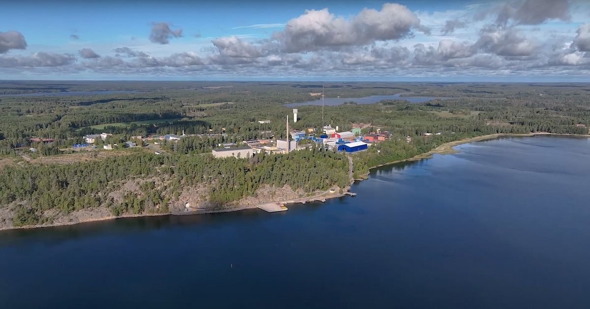 Radioaktivt avfall förvarades i rostiga containrar utanför Nyköping ...