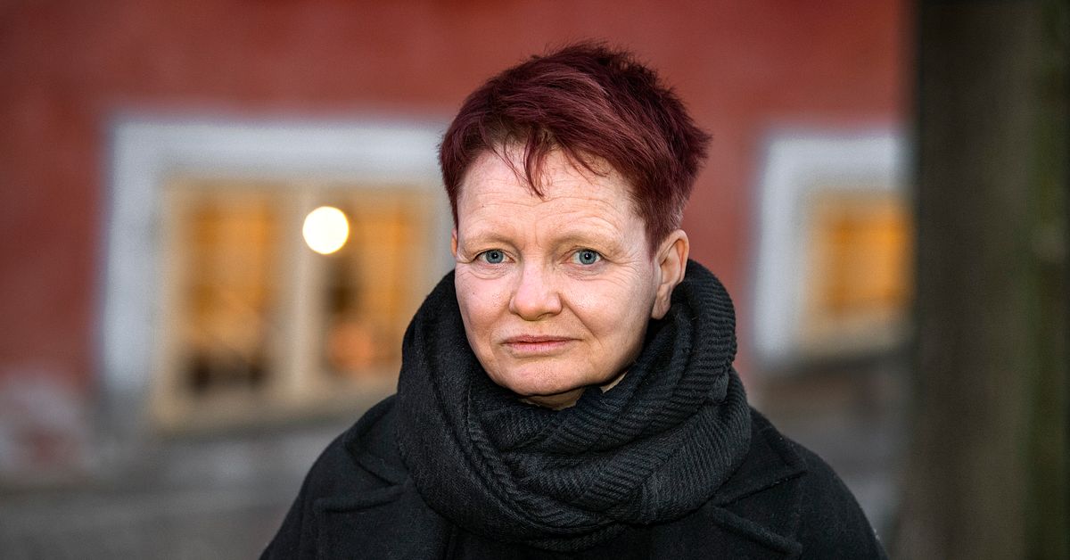 Recension: ”En annan Doktor Glas” av Malin Lindroth | SVT Nyheter