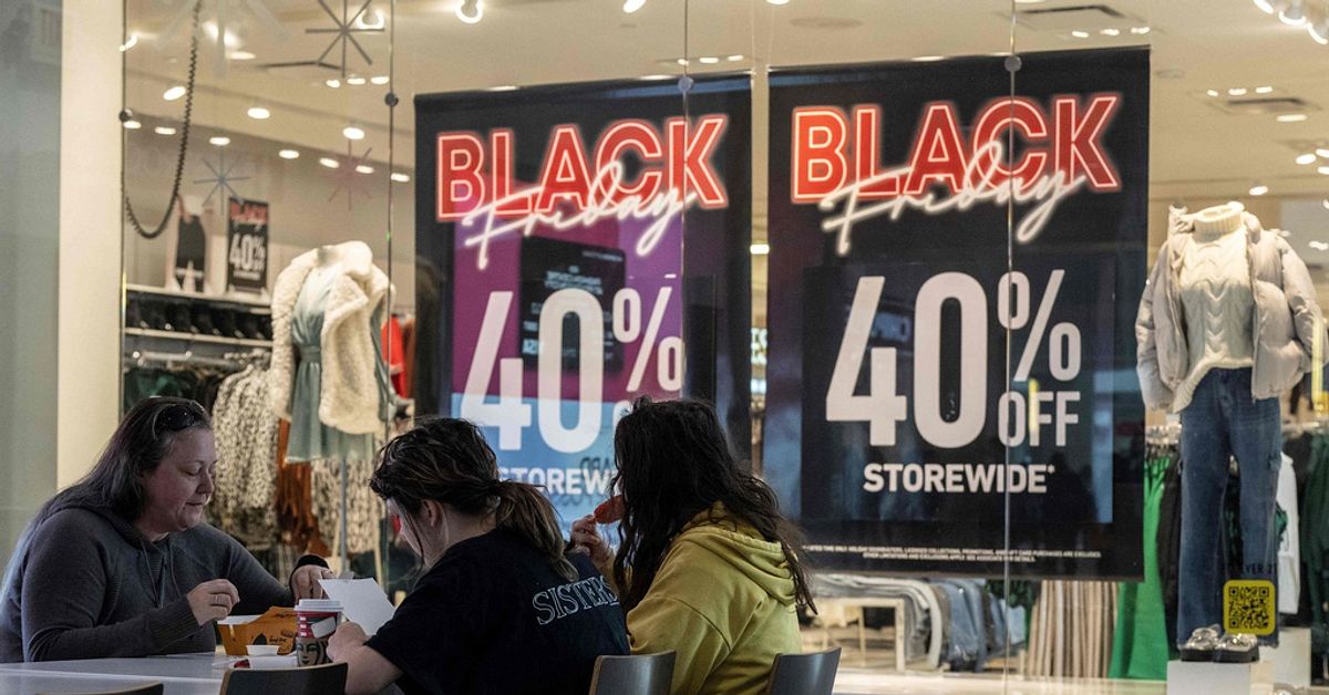 En av 50 butiker i Göteborg skyltar rätt under Black week | SVT Nyheter