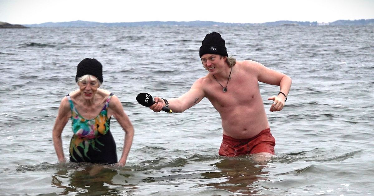 Här testar SVT:s reporter 86-åriga Anitas iskalla tradition | SVT Nyheter