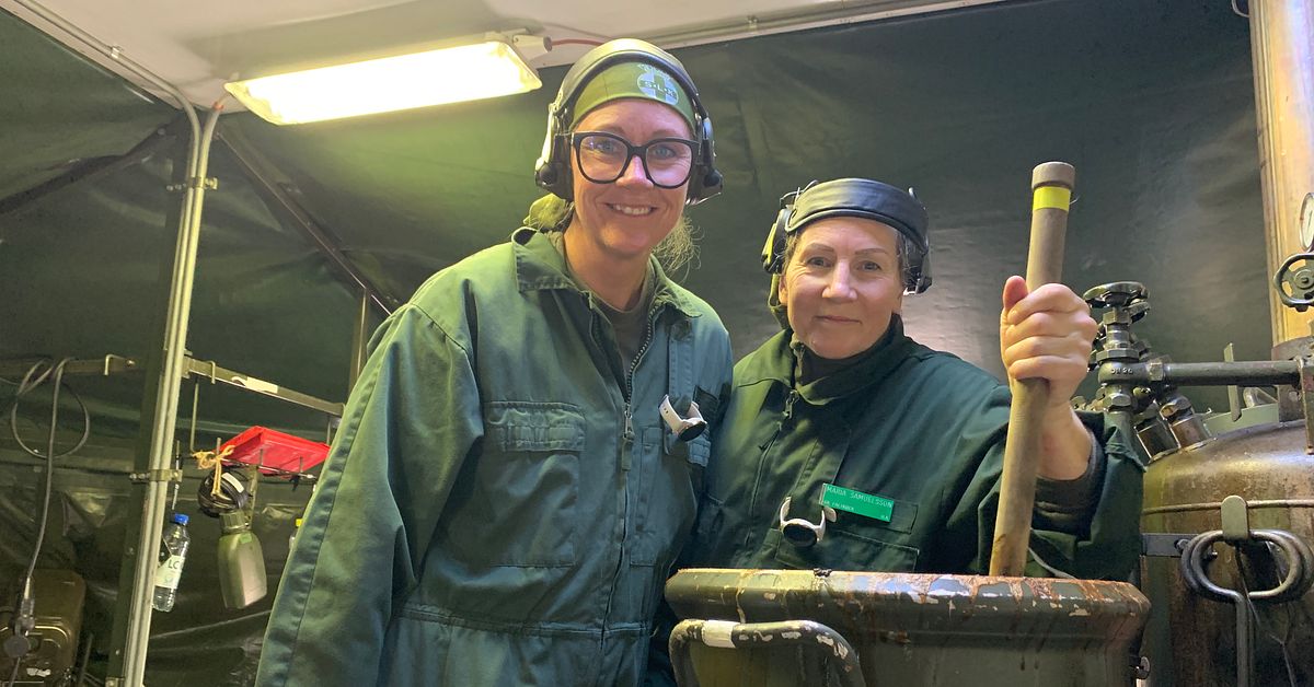 Maria och Pernilla utbildar sig till fältkockar: ”Tungt, svettigt och ...