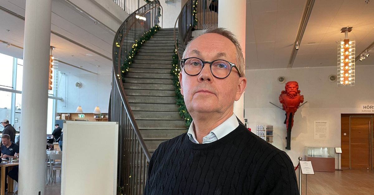 Efter allvarliga fallolyckan: Inga nya rutiner på Marinmuseet | SVT Nyheter