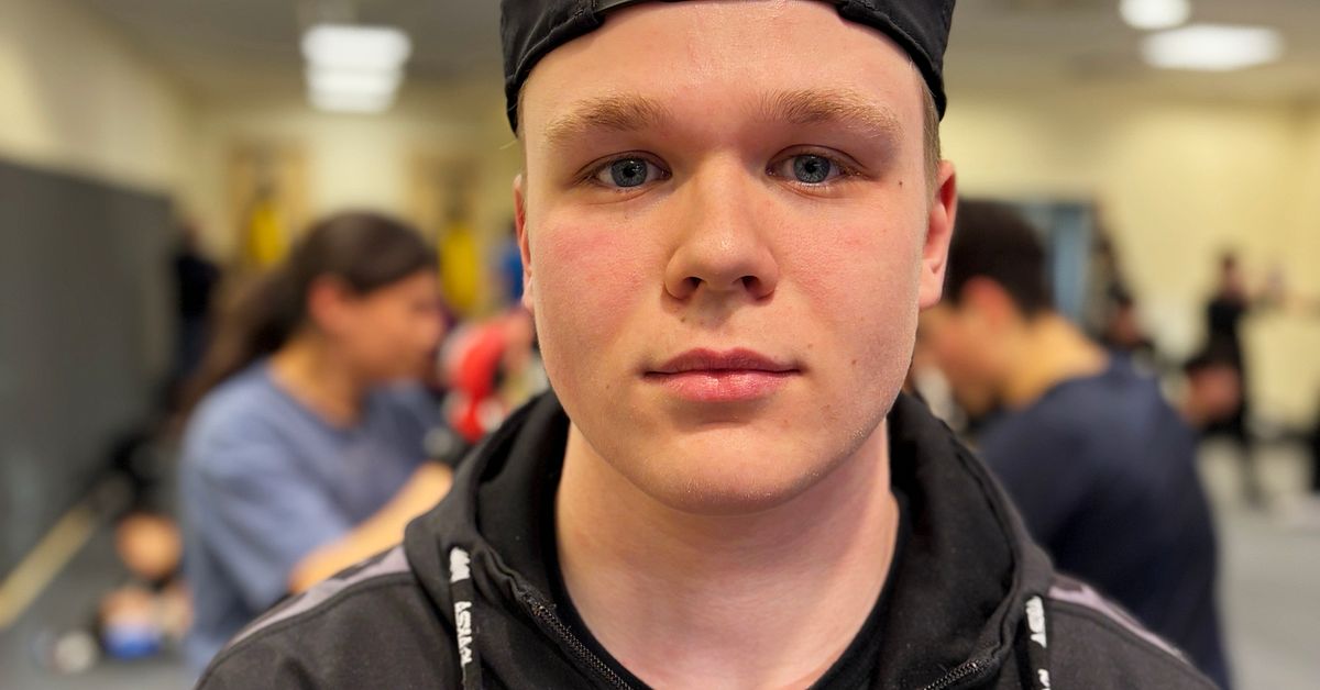 Fight club: Alexander 19 år | SVT Nyheter