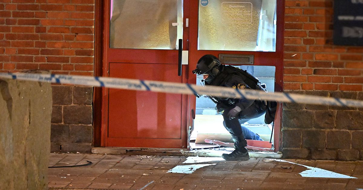 Explosion i Gamlestaden i Göteborg – tre män anhållna | SVT Nyheter