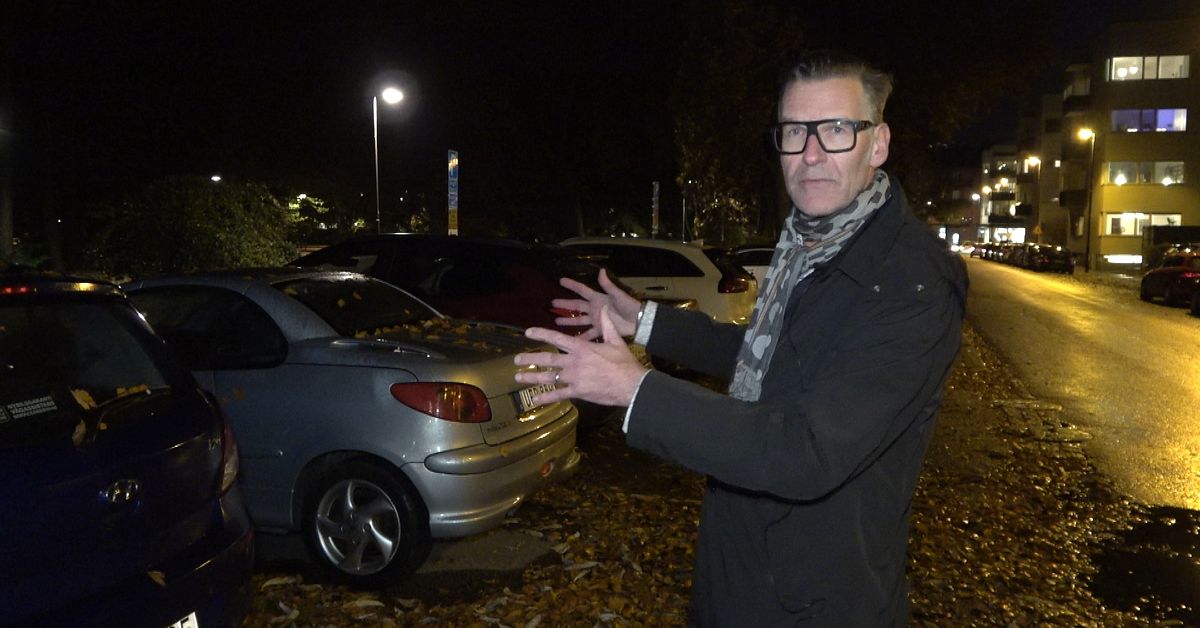 Magnus Holst i Malmö ger upp – byter från elbil till bensinbil | SVT ...