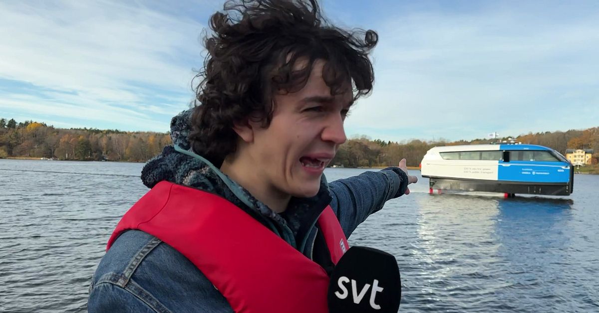 Flygande elfärjans första passagerare | SVT Nyheter