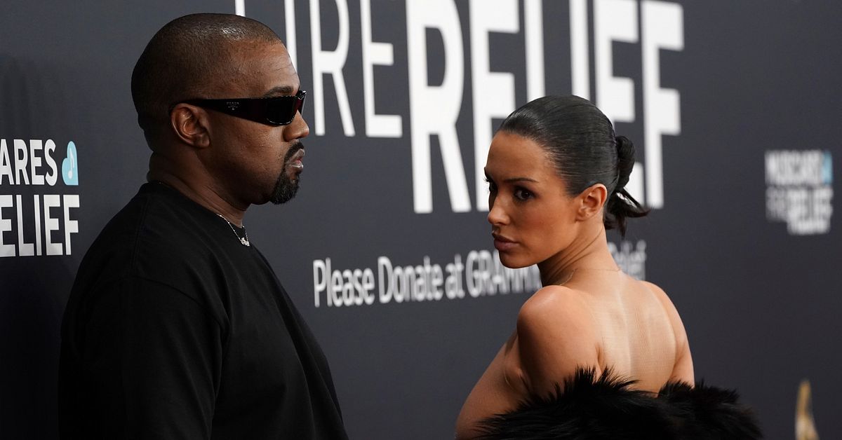 Kanye Wests fru Bianca Censori bjöd på nakenchock under Grammygalan ...
