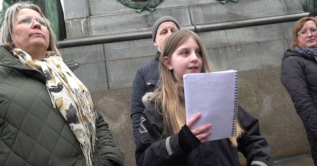 Demonstration i Stockholm mot att Lisa, 9, ska utvisas | SVT Nyheter
