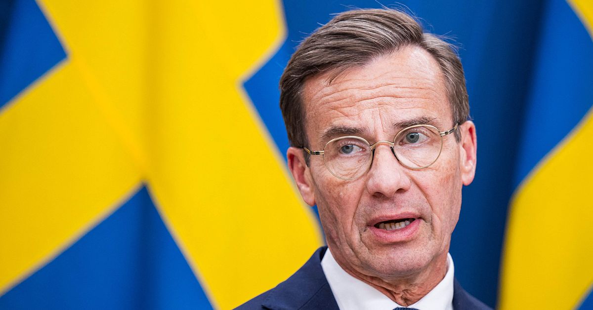 Floderus och Azizi i Sverige – regeringen höll pressträff | SVT Nyheter