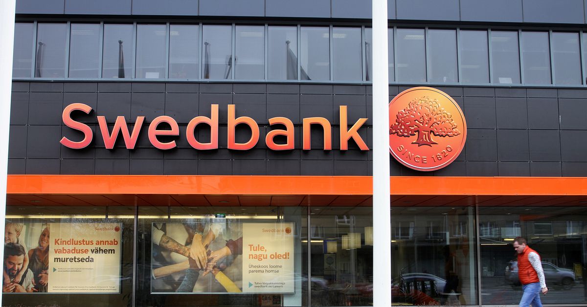 Estniska åklagaren lägger ner Swedbank-utredning | SVT Nyheter