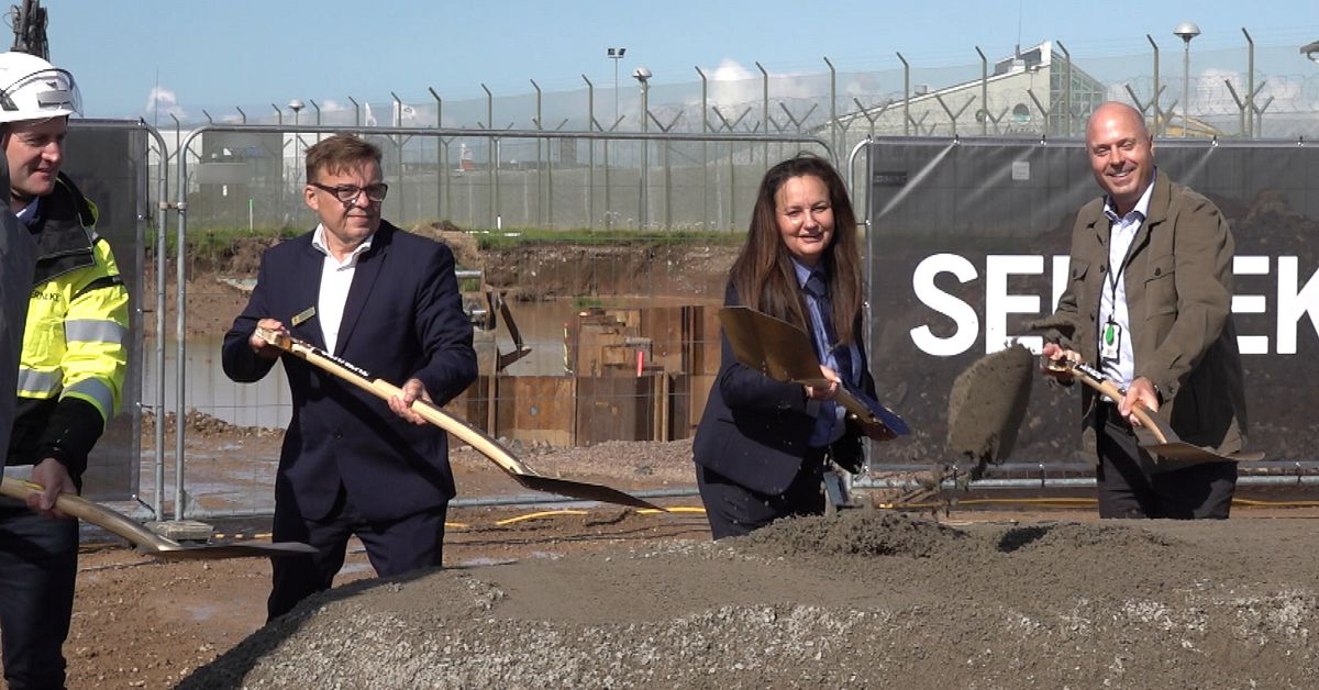 Här tas första spadtaget för nya häktet i Halmstad: ”Ger hopp” | SVT Nyheter