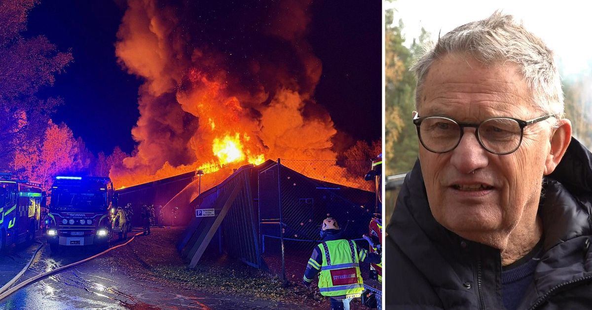 Fullt utvecklad brand i tennishall i Arvika | SVT Nyheter