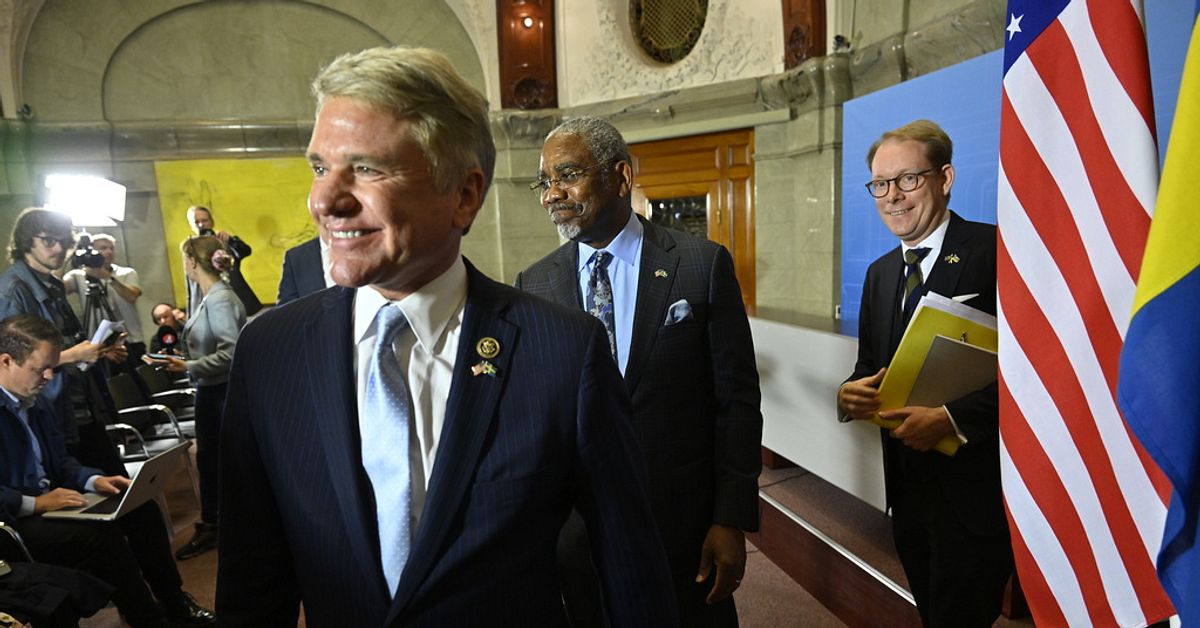 Hur påverkas vår utrikespolitik? | SVT Nyheter