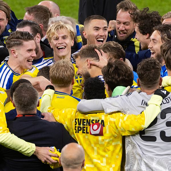 Fotboll: Danmark och Italien missar VM efter straffdrama | SVT Sport