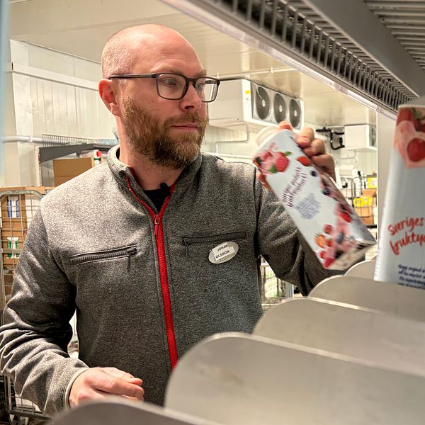 Nya lagen ger mer jobb till butikerna – behöver sortera avfallet | SVT ...