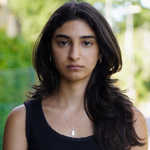 Läkarna missade diagnosen – Helena höll på att förblöda | SVT Nyheter