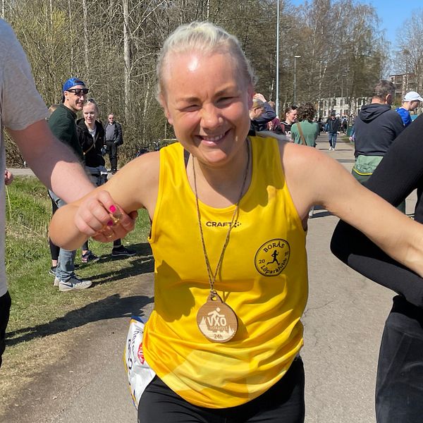 Hon tog SM-guld i ultralöpning i Växjö – sprang 233 kilometer under ett ...