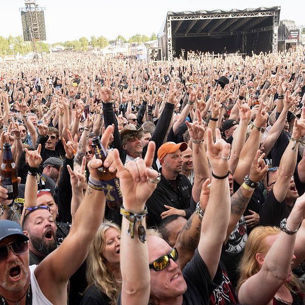 BILDEXTRA: Publik, artister och band på Sweden Rock Festival 2024 | SVT Nyheter