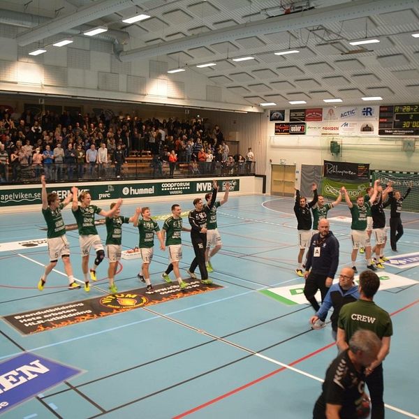 HK Varberg förlorar elitlicens | SVT Nyheter