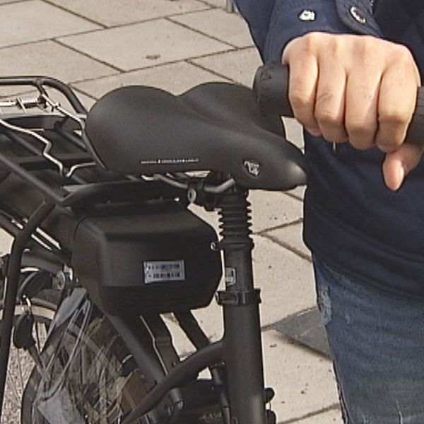 Cykelbatterier kan självantända – så går det att undvika | SVT Nyheter