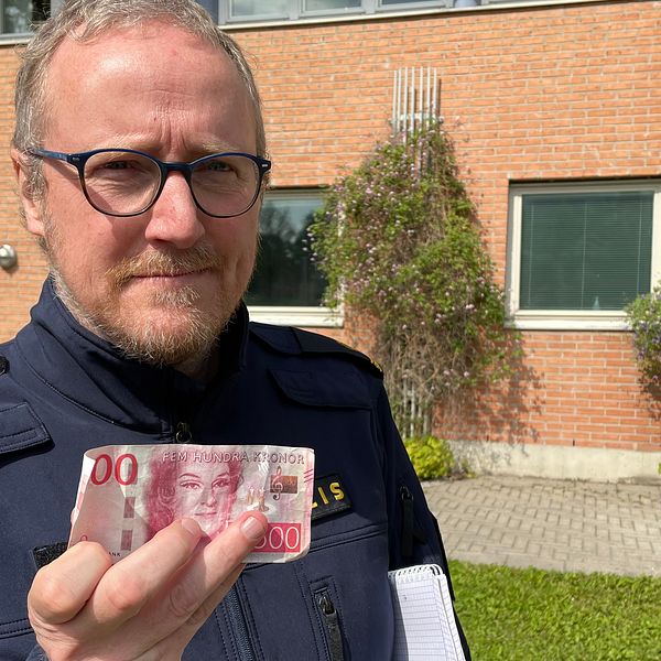 Polisen varnar för falska 500-lappar i norra Sverige | SVT Nyheter