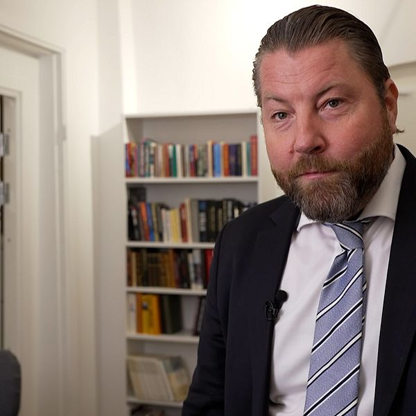 Försvarsadvokaten: Han bestrider att han gjort något felaktigt | SVT ...