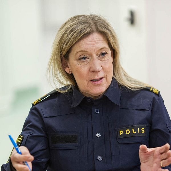 Efter skjutningarna – så ska du tänka och agera i vardagen | SVT Nyheter