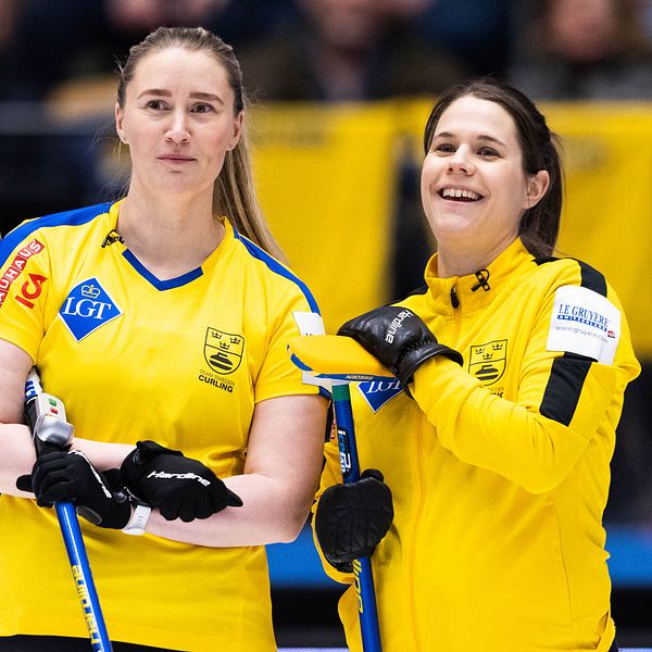 Curling: Svenska curlinglaget framme i semifinal i VM | SVT Sport