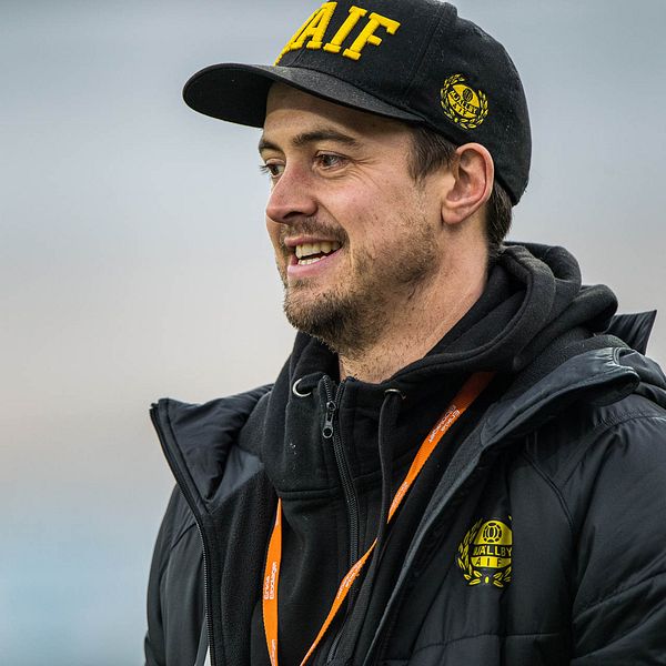 David ”Löken” Löfquist kvar i Mjällby – här är hans nya roll | SVT Nyheter