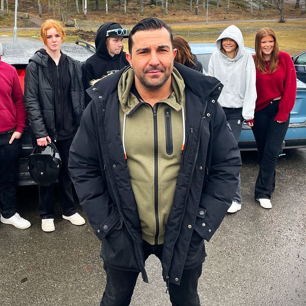 EPA-influencern från Finspång har tiotusentals följare på Tiktok | SVT ...