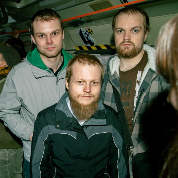 Recension: ”Helikopterrånet” Netflix av Daniél Espinosa | SVT Nyheter