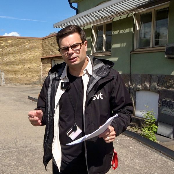 SL öppnade spärrarna efter tekniskt fel | SVT Nyheter