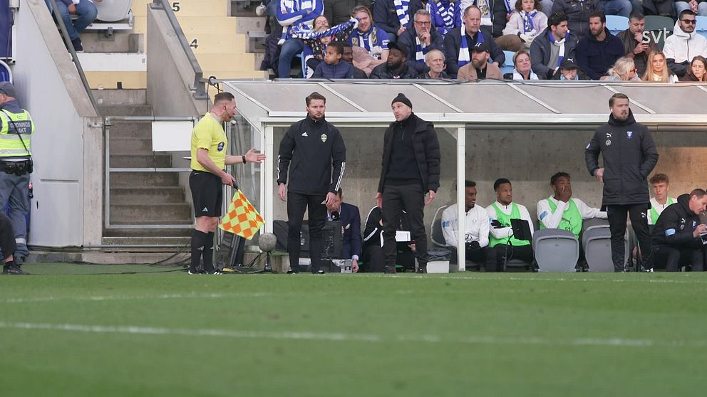 Fotboll: Tre av fyra allsvenska domare utsatta för hot och trakasserier ...