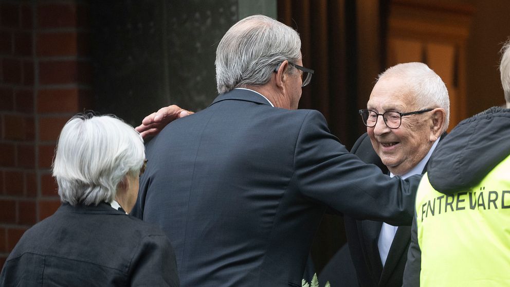 Svennis pappa anländer – Sven-Göran ”Svennis” Eriksson ska begravas ...