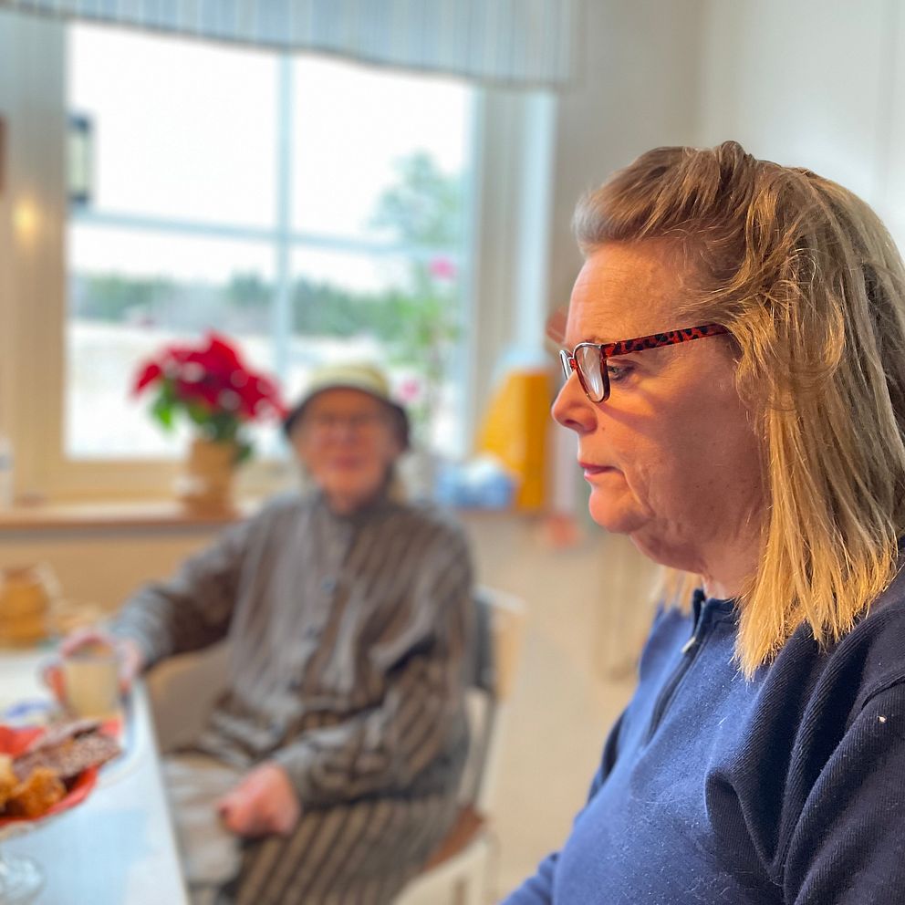 Ingrid, 87, i Ånge har över åtta mil till tandläkaren | SVT Nyheter