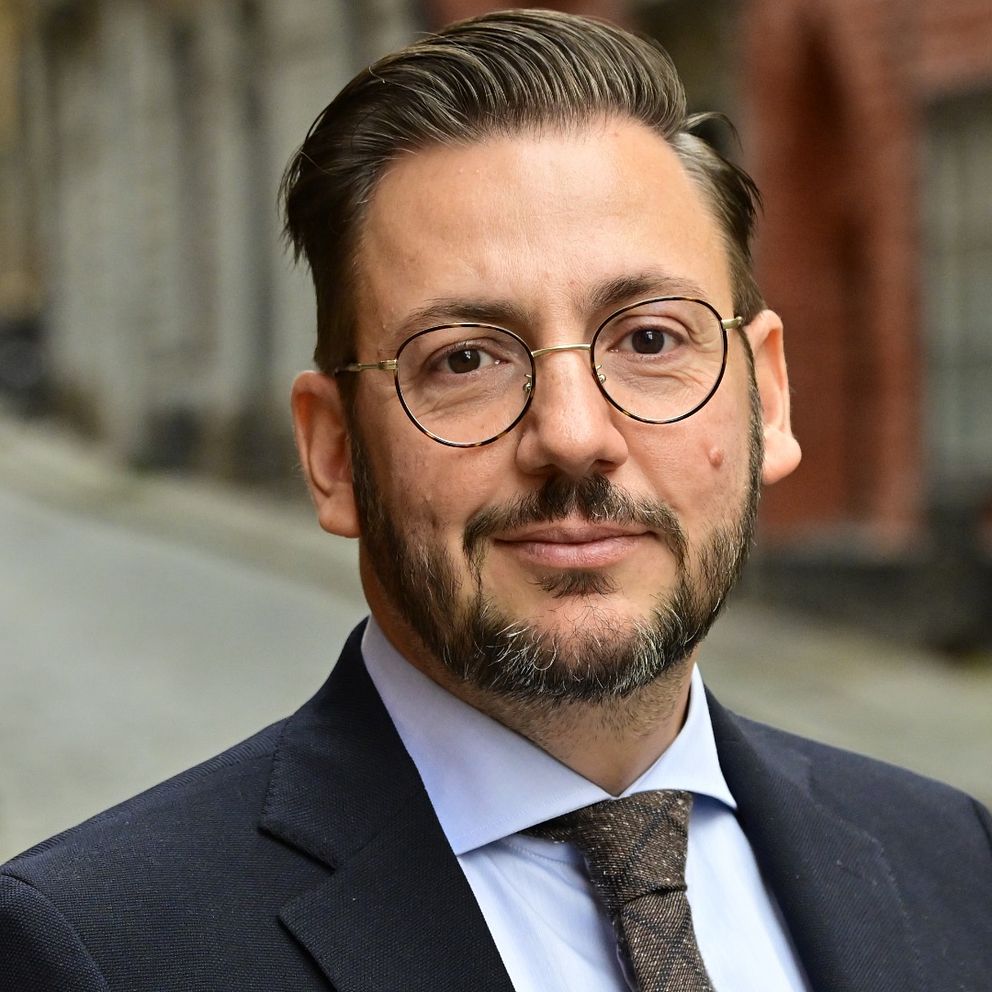 Centerns kandidat Muharrem Demirok dömd för misshandel | SVT Nyheter
