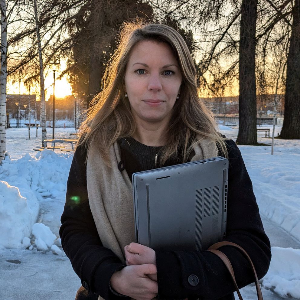 Ny rapport: Svårare för kvinnor att vara lokalpolitiker | SVT Nyheter