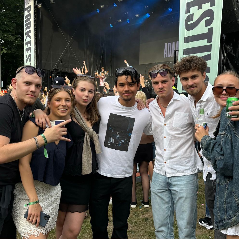 Följ med backstage på Hugo Park festival i Norrköping – möt Darin och ...