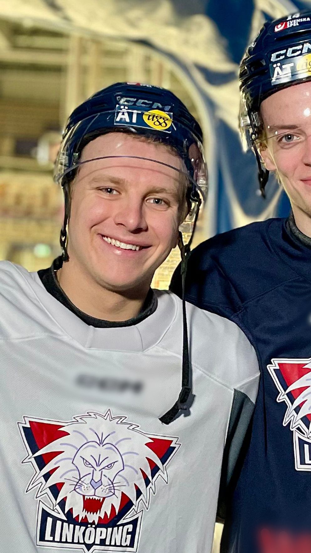 JVM-hjältarna tillbaka i Linköping – ”Helt otrolig känsla” | SVT Nyheter