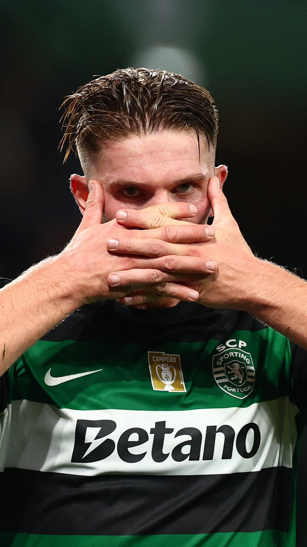 Fotboll: Gyökeres succé fortsätter – hattrick direkt | SVT Sport