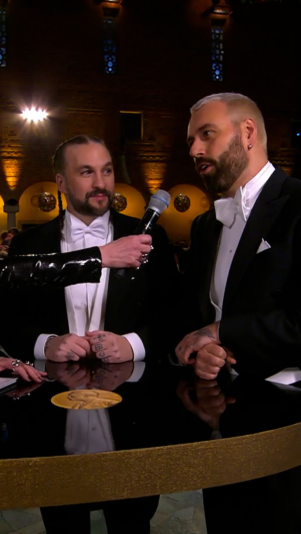 Nobelsnackisarna: Svantesson utan kavaljer och klassisk Swedish House ...