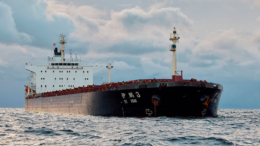 Detta har hänt – kabelbrott och kinesiskt fartyg i Östersjön | SVT Nyheter