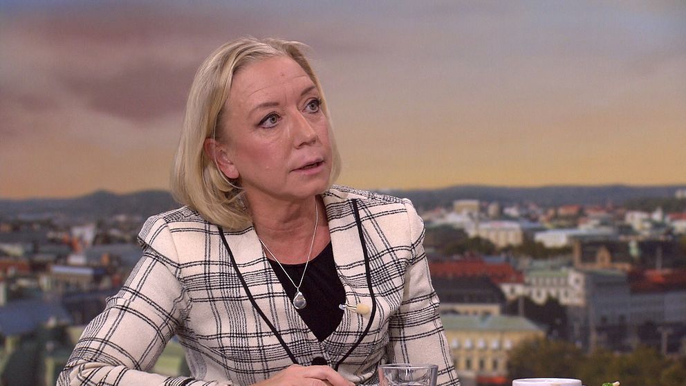 Elisabeth Marmorstein om Sara Skyttedals framtid i KD | SVT Nyheter