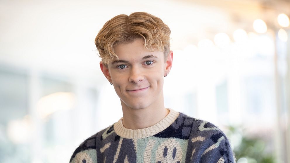 Theoz byter namn – blir Theo | SVT Nyheter