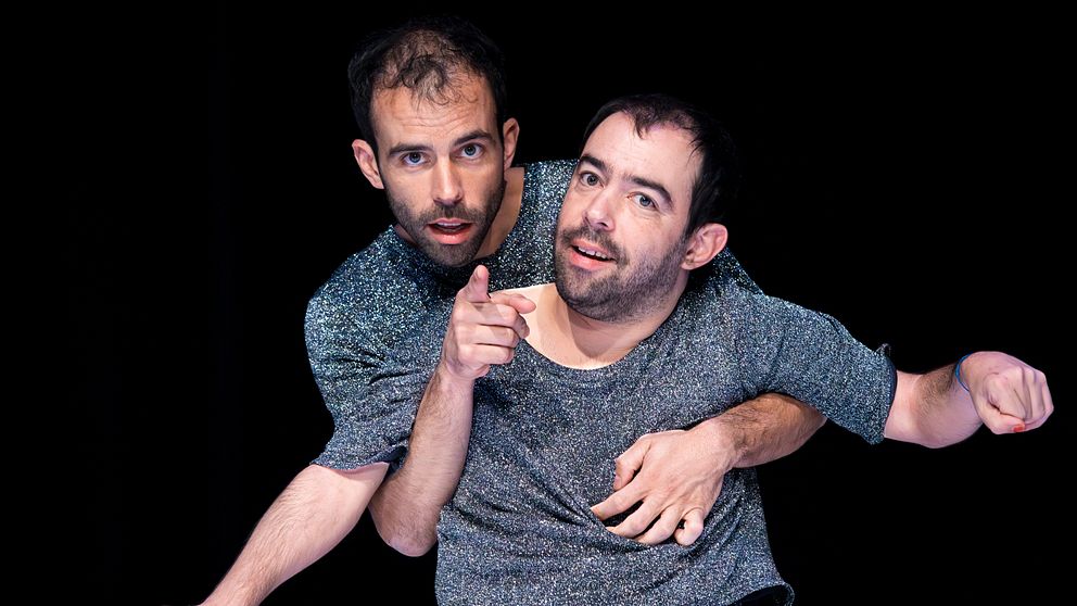 Recension: ”Das Kapital” på Dramaten | SVT Nyheter