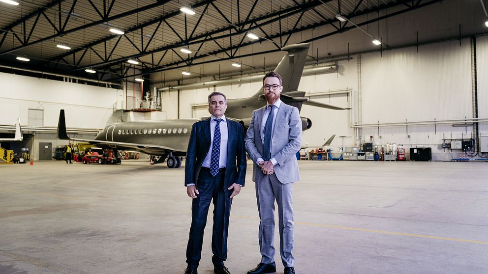 Här är Saeed Azizi och Johan Floderus på svensk mark | SVT Nyheter