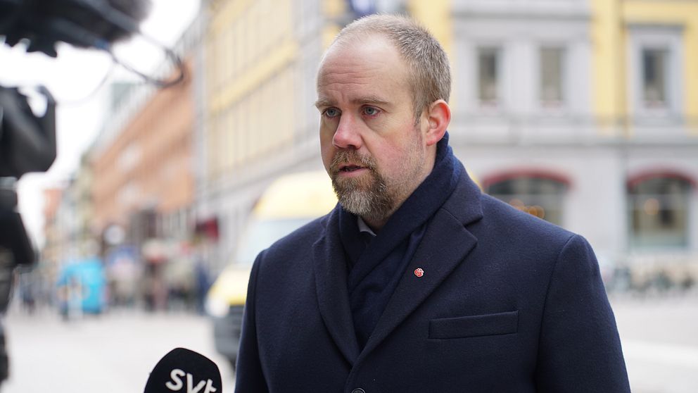 John Johansson Socialdemokraternas förslag som toppval till valet | SVT ...