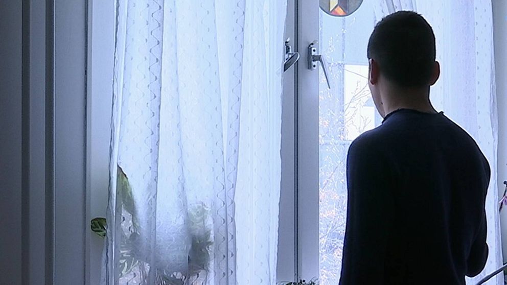 Ali är en av 3.000 efterlysta utvisningshotade | SVT Nyheter