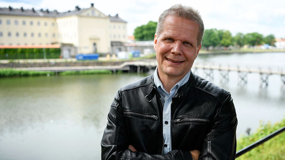 Kaj Linna går på offensiven | SVT Nyheter