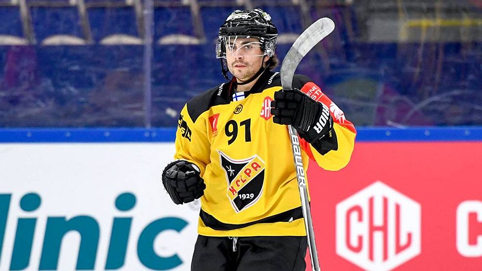 Lavoie spelklar – debuterar på Hovet | SVT Nyheter